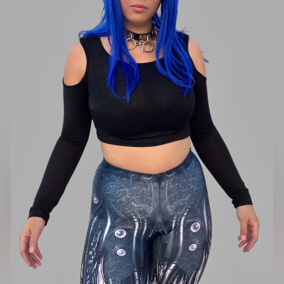 2B Bebe | Tops | Vintage 9s 2b Bebe Black Cutout Ribbed Crop Top | Poshmark